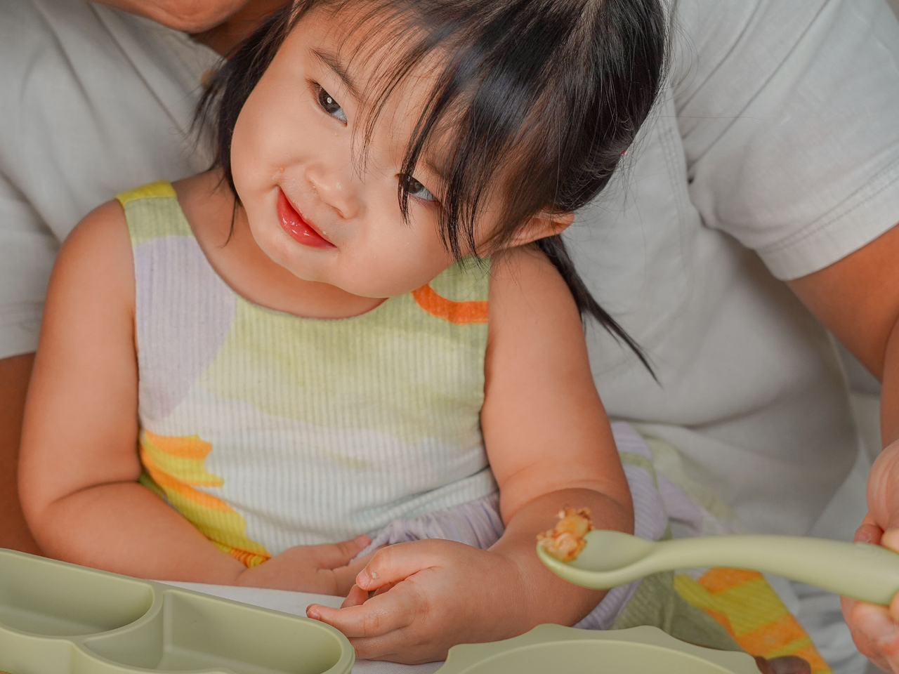 Exploring Baby's First Bites: BLW vs Traditional Weaning – Plate and Play